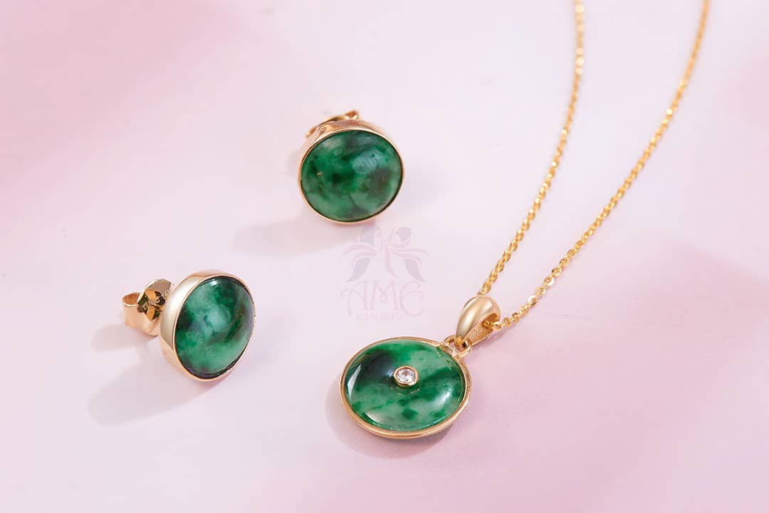 Burmese Jadeite Jade Two-Piece Jewelry Set 14K Yellow Gold– AME Jewellery